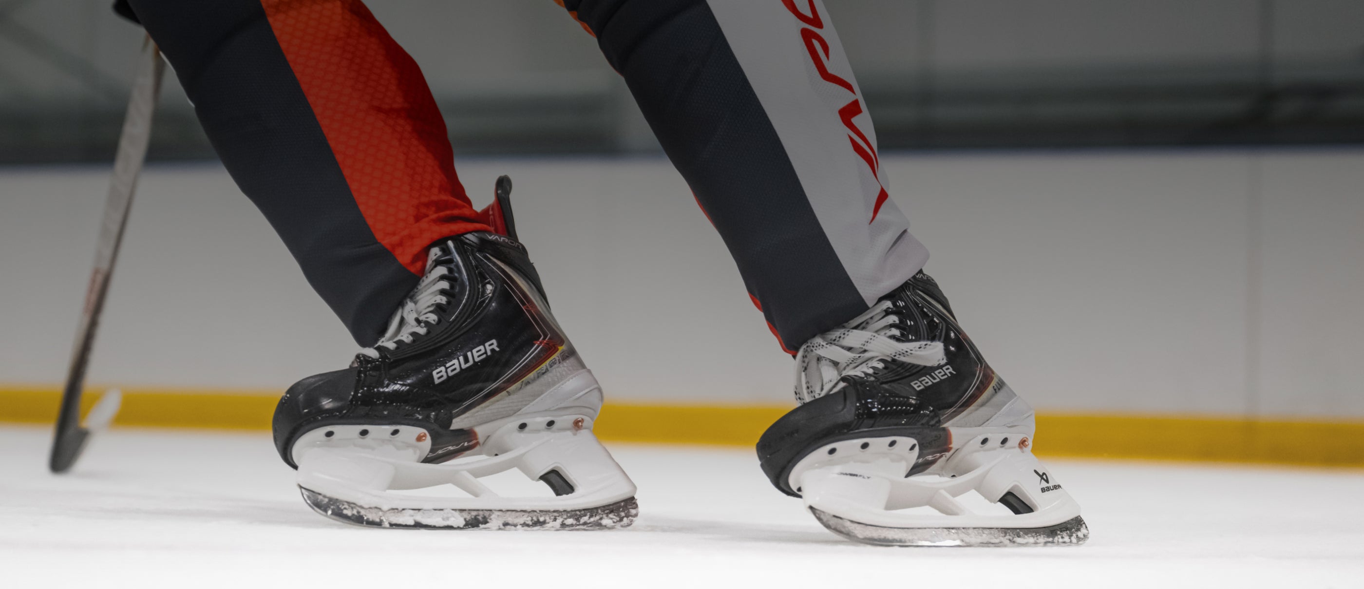 BAUER VAPOR FLYPRO SKATE INTERMEDIATE
